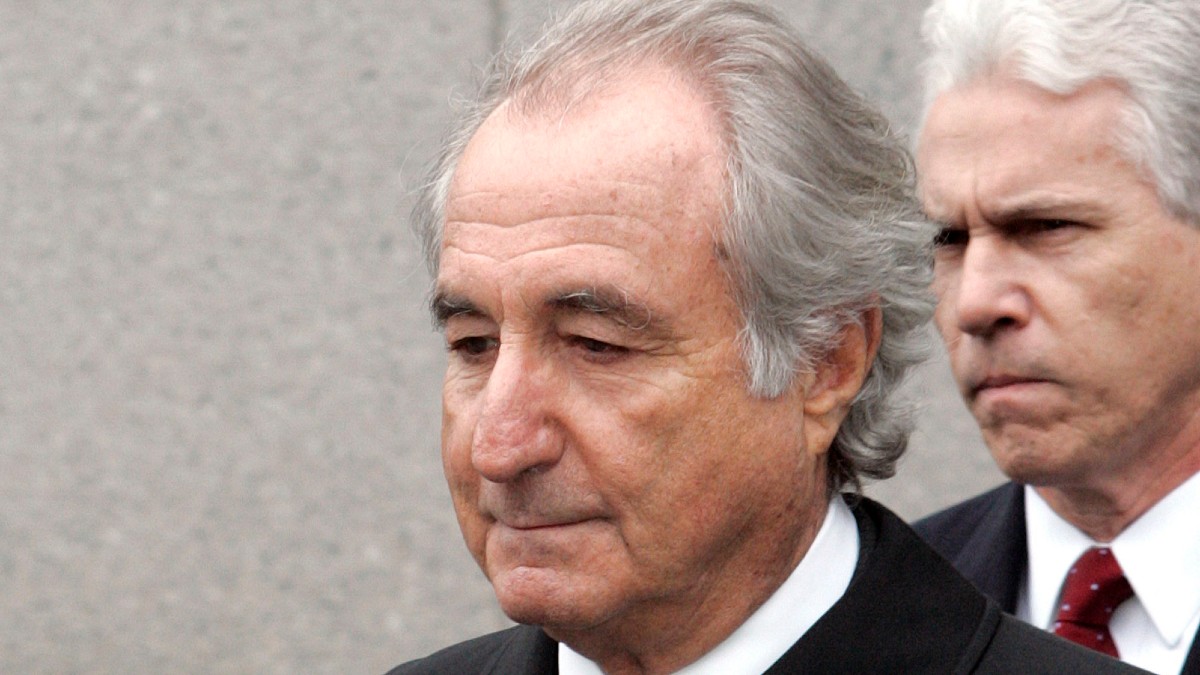 Bernie Madoff dies after failing to convince 3 other people to die for ...