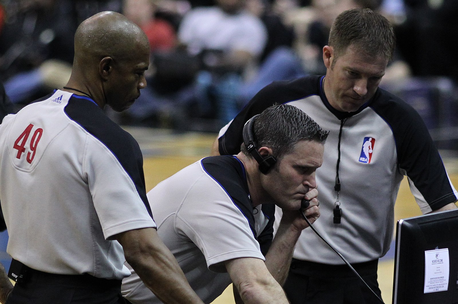 NHL refs congratulate NBA counterpart for screwing over Toronto team ...