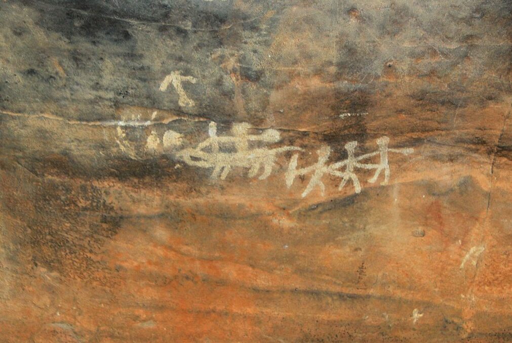 Newly discovered cave paintings indicate early humans were stick men ...