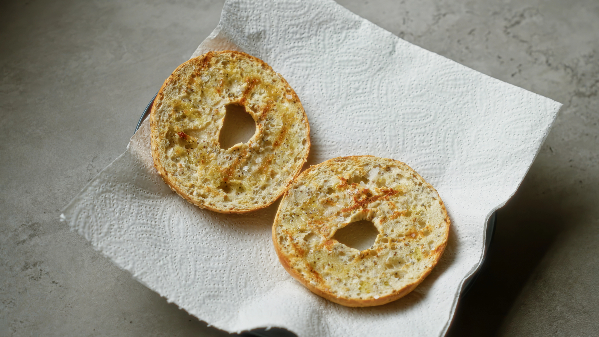 Tim Hortons issues recall after bagels made without burnt edges - The ...